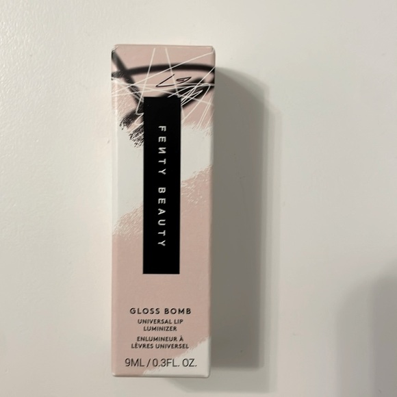 Fenty Beauty | Makeup | New In Box Fenty Beauty Gloss Bomb Universal ...